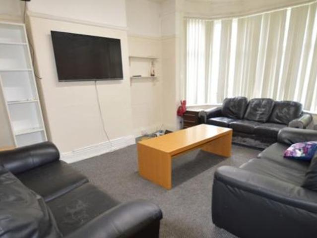 9 Bedroom House For Rent In Leeds, West Yorkshire
