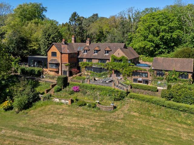 9 bedroom house for sale