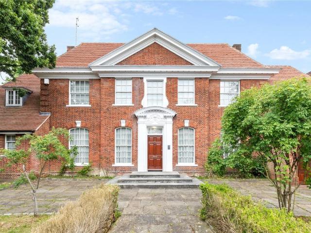 9 bedroom house for sale