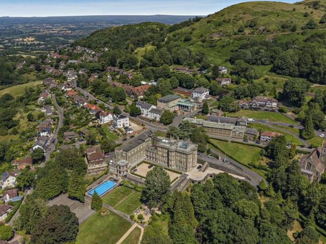 9 bedroom house for sale