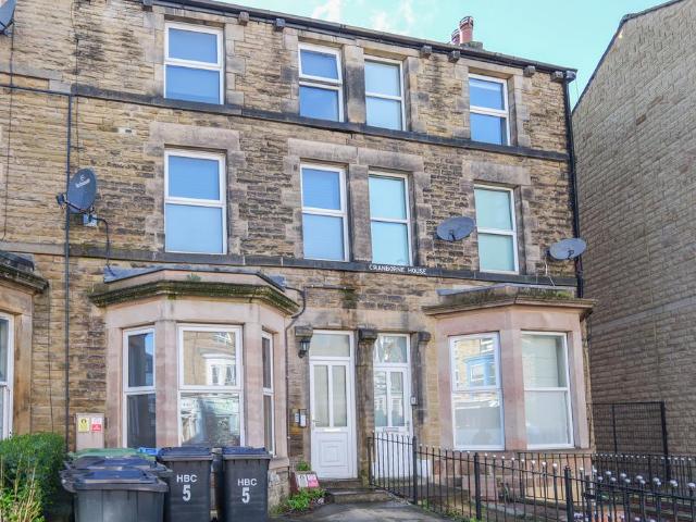 9 bedroom house of multiple occupation for sale