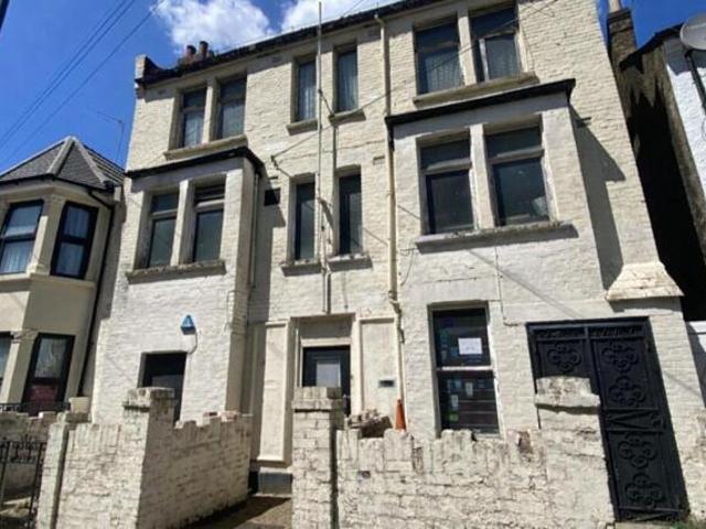 9 Bedroom House London Greater London 101677837