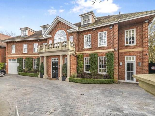 9 Bedroom House London London 101275400