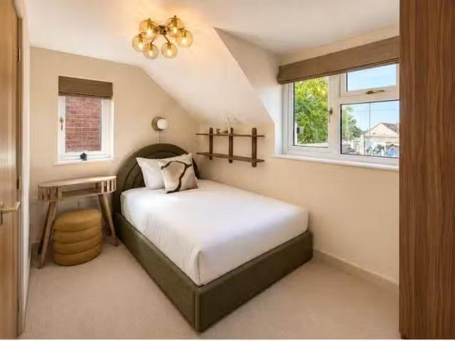 9 bedroom house share for rent in Green End Road, Cambridge CB4