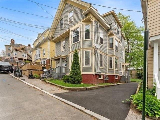 9 bedroom, Haverhill MA 01830 102410942
