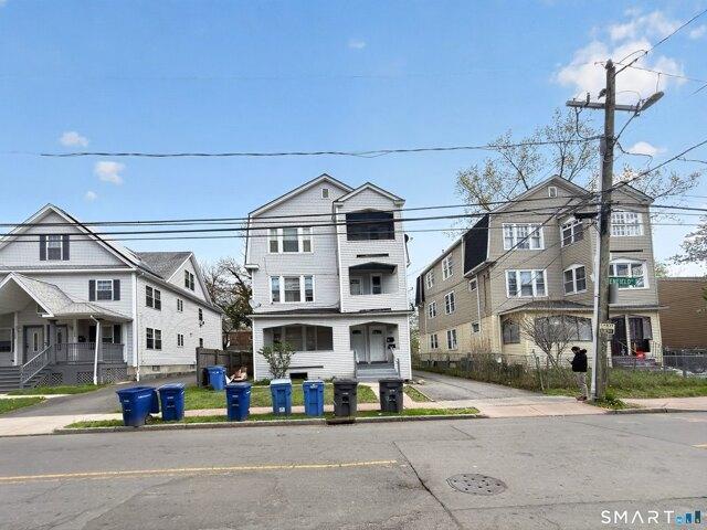 9 bedroom, Hartford CT 06112 LS101747514