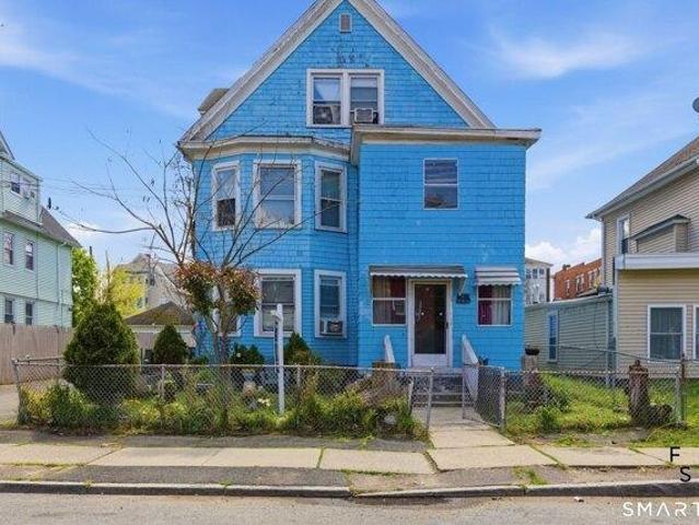 9 bedroom, Hartford CT 06114 104608524