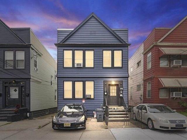 9 bedroom, Jersey City NJ 07305 LS102215707