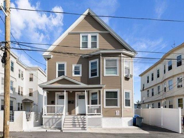 9 bedroom, Lawrence MA 01843 104605938