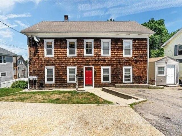 9 bedroom, Lincoln RI 02838 105230954