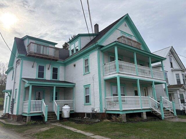 9 bedroom, Lyndon VT 05851 104444157