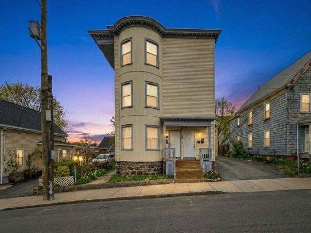 9 bedroom, Lynn MA 01902 LS102827754