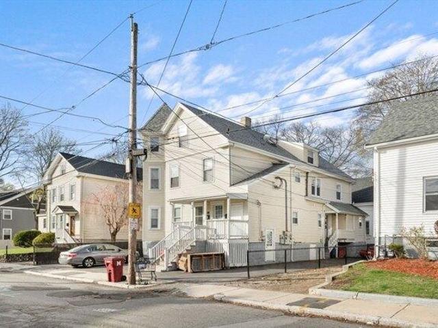 9 bedroom, Melrose MA 02176 105106751