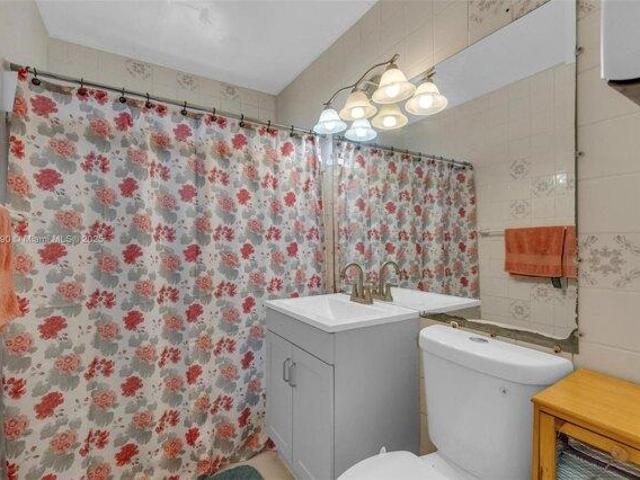 9 bedroom, Miami FL 33168 LS90812914