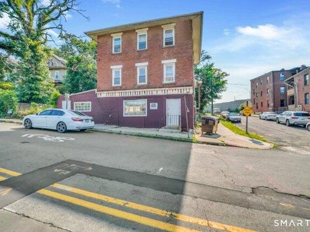 9 bedroom, Middletown CT 06457 104478005