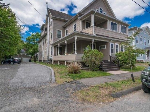 9 bedroom, Northampton MA 01060 104789273