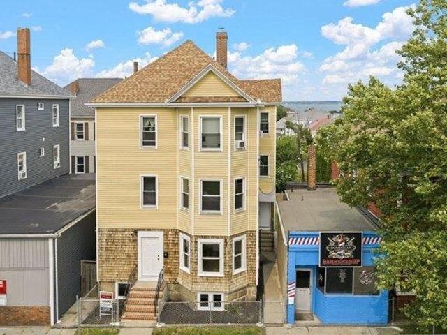 9 bedroom, New Bedford MA 02744 104789089