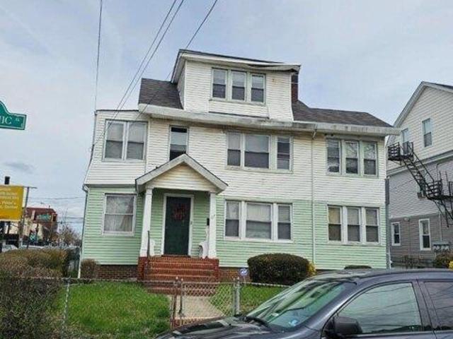 9 bedroom, Newark NJ 07112 102727016
