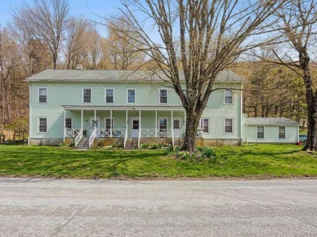 9 bedroom, NY NY 102245473