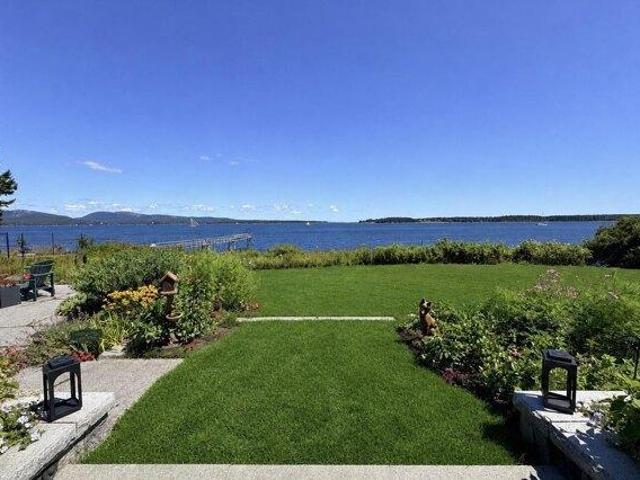 9 bedroom, Southwest Harbor ME 04679 105092681
