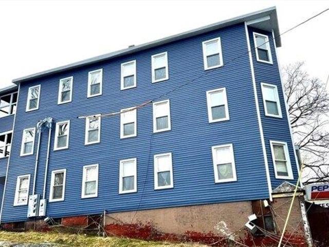 9 bedroom, Southbridge MA 01550 LS102060581