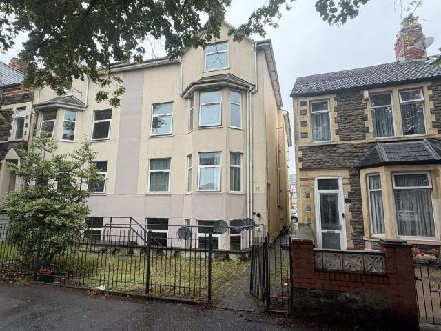 9 bedroom semi detached house for sale