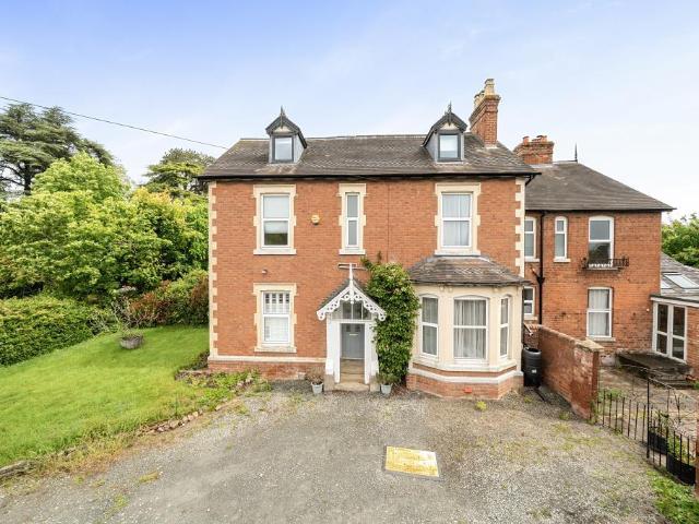 7 bedroom semi detached house for sale