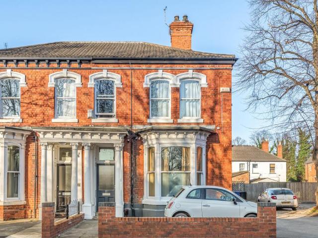 9 bedroom semi detached house for sale
