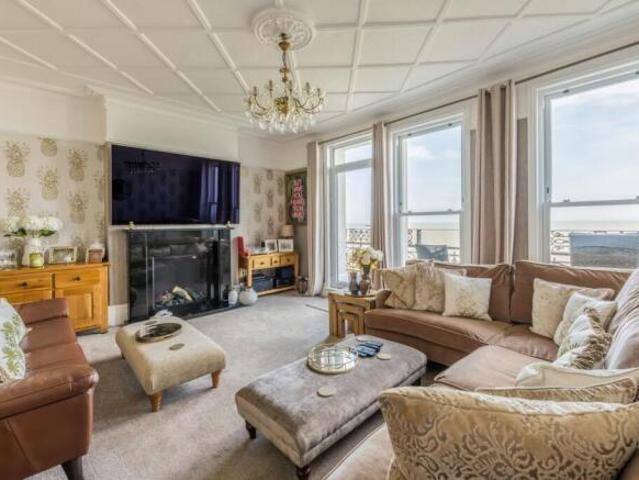 9 bedroom semi detached house for sale in Marine Parade, Littlestone, New Romney, Kent, TN28