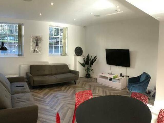9 bedroom semidetached house for rent in Canning Street Liverpool Merseyside L8