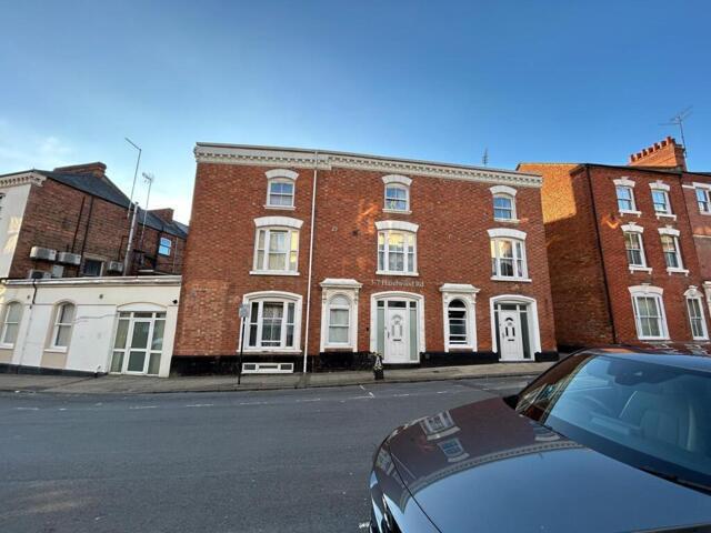9 Bedroom Shared Living/roommate Northampton Northamptonshire LS100502974