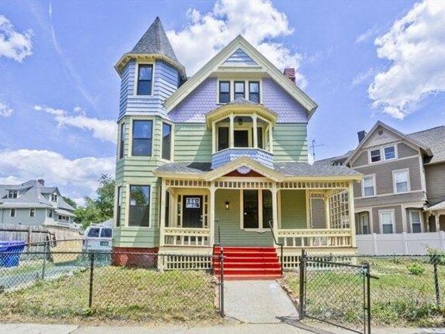 9 bedroom, Springfield MA 01109 104043175