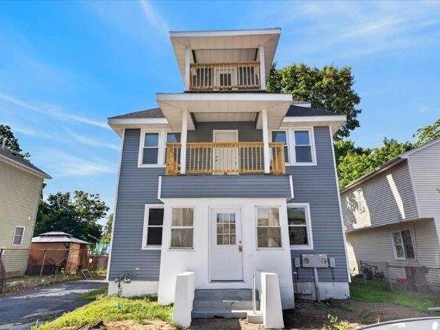 9 bedroom, Springfield MA 01109 104720182
