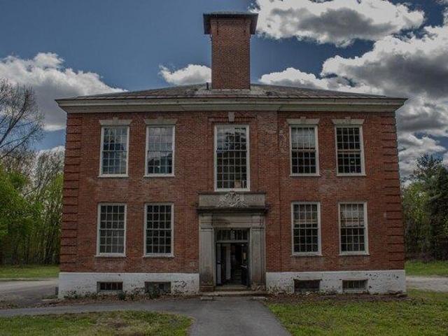 9 bedroom, Springfield VT 05156 103073514