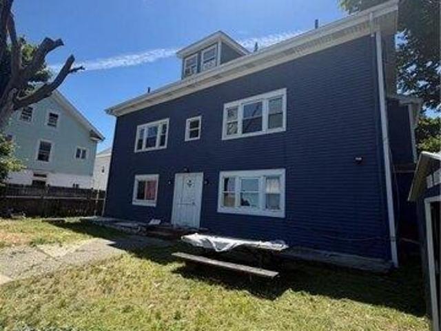 9 bedroom, Pawtucket RI 02860 104604985