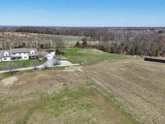 9 bedroom, Pilesgrove NJ 08098 105192995