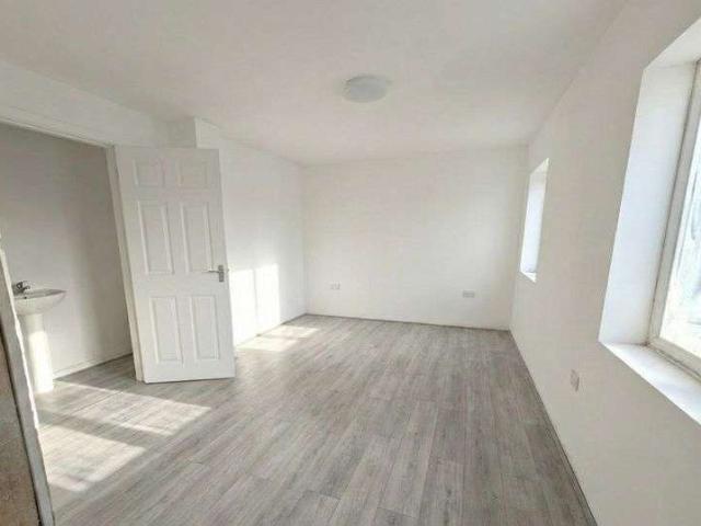 9 Bedroom Property