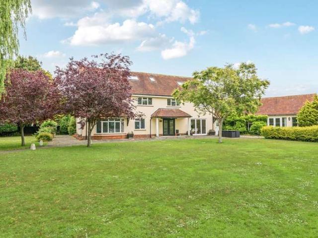 9 Bedroom Property