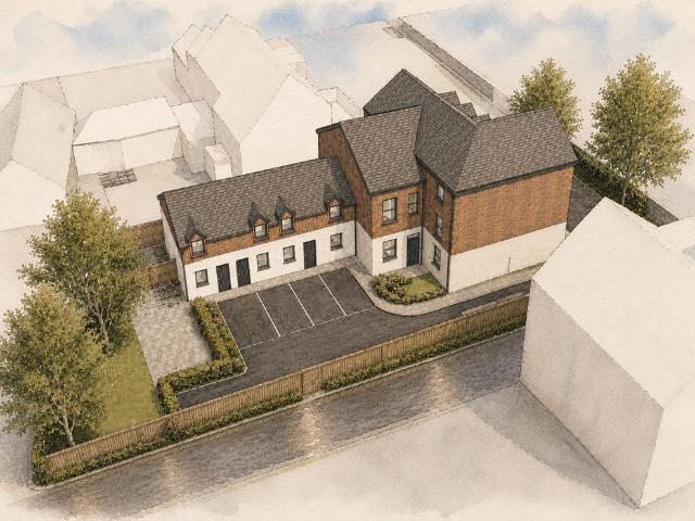 9 bedroom property with land for sale