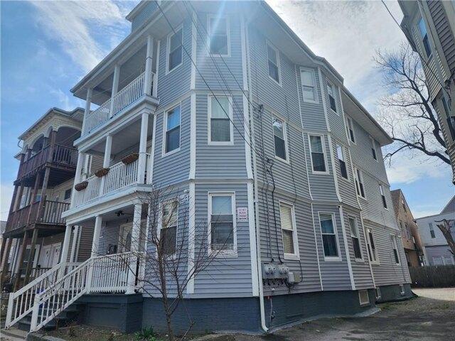 9 bedroom, Providence RI 02907 101999839