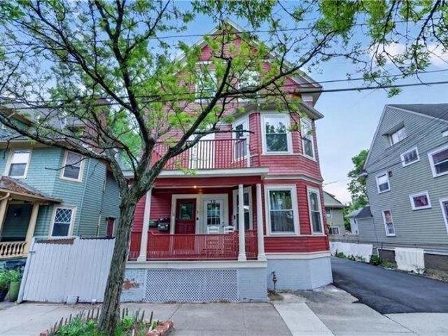 9 bedroom, Providence RI 02907 104835325