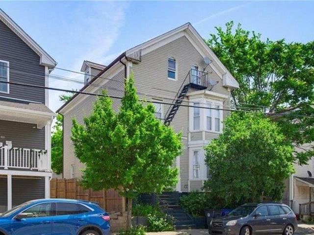 9 bedroom, Providence RI 02909 104044567