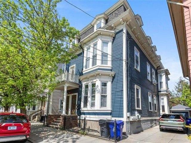 9 bedroom, Providence RI 02909 LS102724349