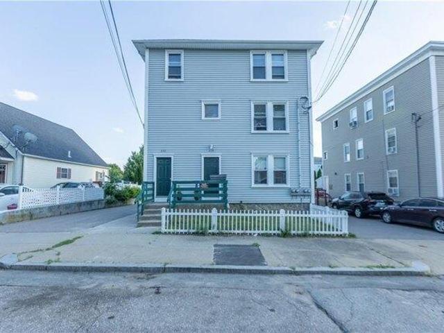 9 bedroom, Woonsocket RI 02895 LS102594563