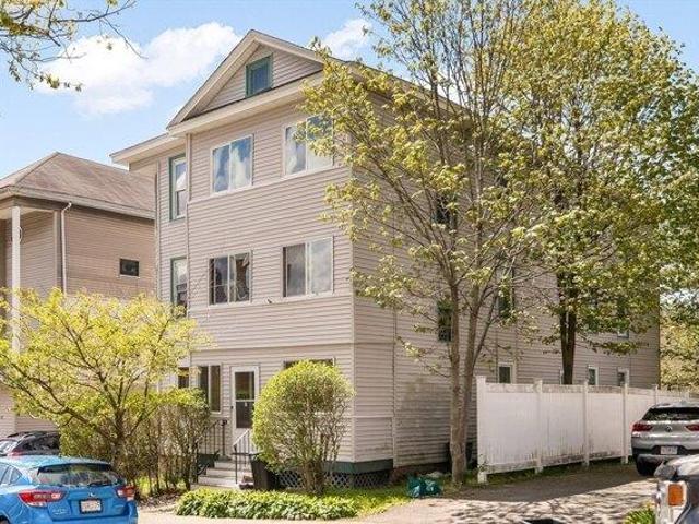 9 bedroom, Worcester MA 01604 102959434