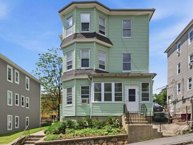 9 bedroom, Worcester MA 01605 LS102960976