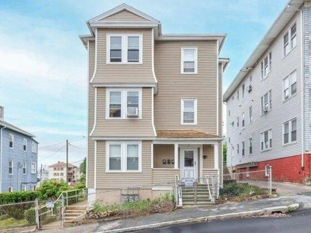 9 bedroom, Worcester MA 01605 104514170