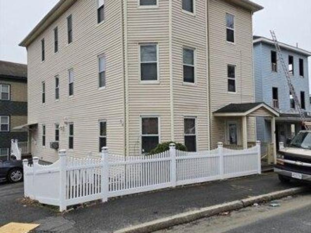 9 bedroom, Worcester MA 01607 102708579
