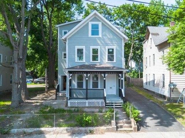 9 bedroom, Waterbury CT 06704 104810839