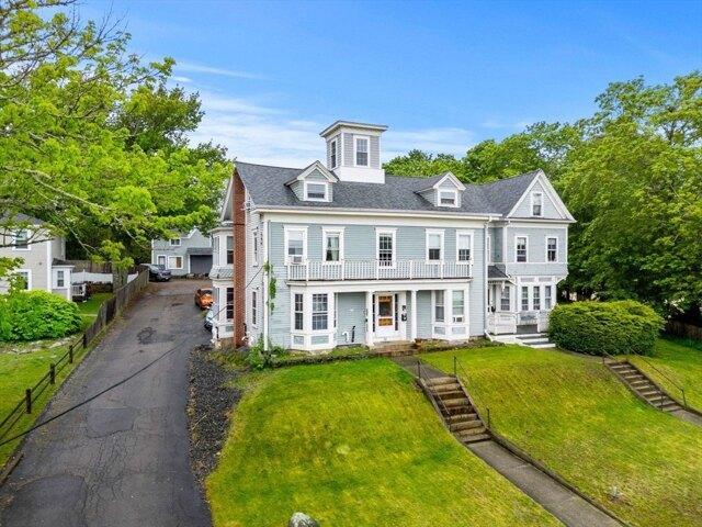 9 bedroom, Wareham MA 02571 105231720